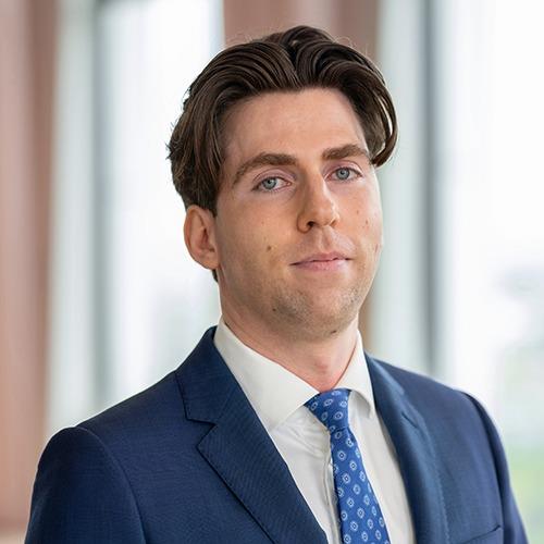 Lars van Esveld | Loyens & Loeff