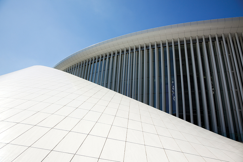 Assistance with the structuring of &Amsterdam | Loyens & Loeff